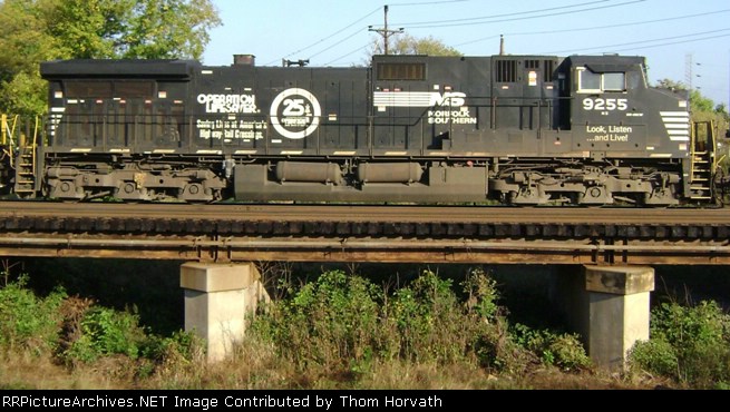 Mixed in with 21M's motive power was NS 9255